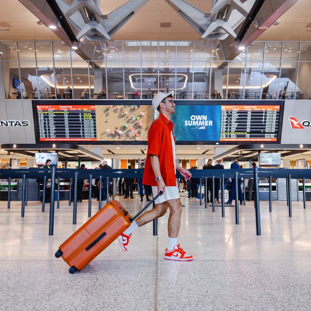 oOh!media unlocks Melbourne Metro Tunnel advertising, creating a media ...